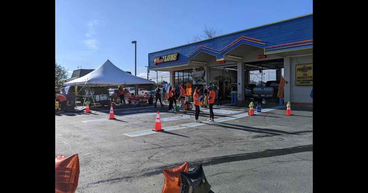 MasterLube Shows Up for Grads