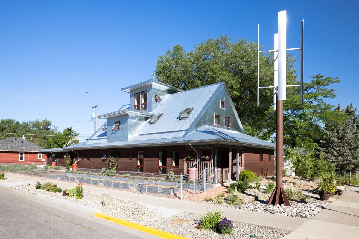 Urban Frontier House